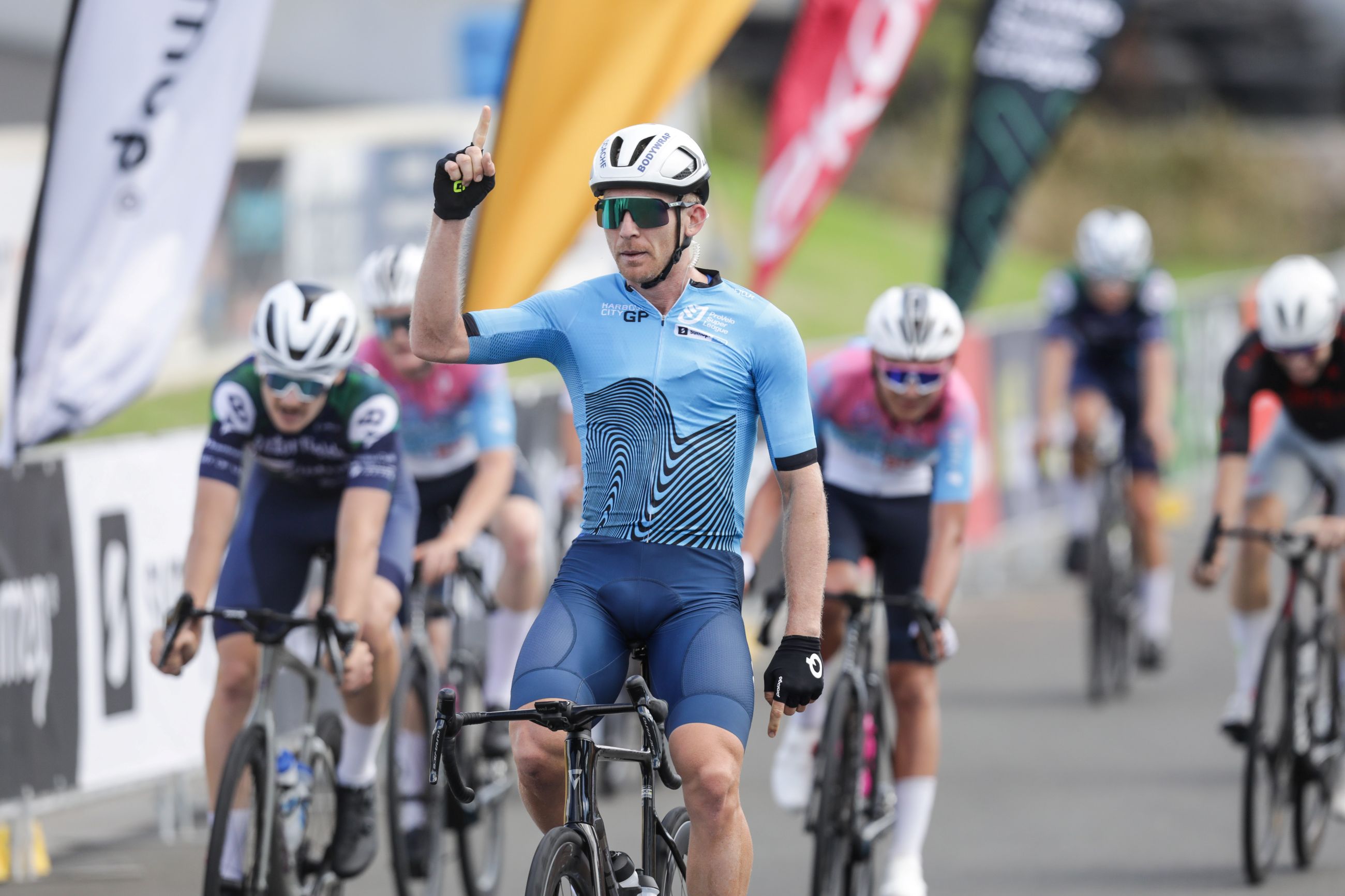 PSL: Cameron Scott wins Harbour City GP in CCACHE x BODYWRAP domination | AusCycling